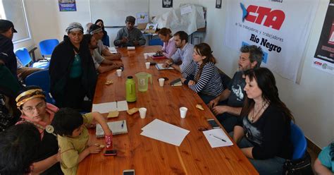 Avanza La Mesa De Di Logo Entre El Gobierno Y Los Mapuches Pero El Ejecutivo Exige Que Dejen