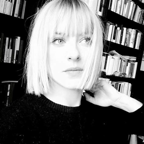 Blunt Chin Length Bob Short Hair Styles Hair Beauty Hair Styles