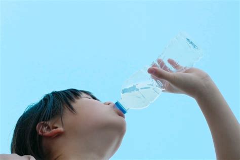 【スポーツドリンク】有名ブランド8製品のカロリー・糖質を比較、一覧表もcheck！ 花緒の食べるダイエット