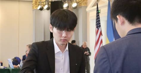 신진서 구쯔하오 꺾고 난양배 4강 안착···당이페이와 결승 티켓 두고 ‘한판 승부