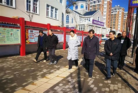 郑州市委宣传部副部长文明办主任裴保顺到新华路街道指导精神文明建设工作