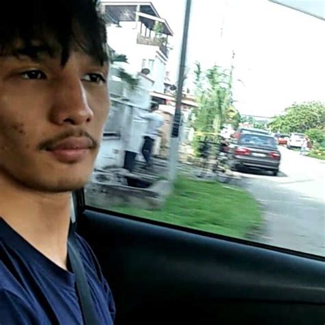 Azil Dan Azal Si Kembar Berwajah Tampan Yang Mengidap Autisme Sizuka