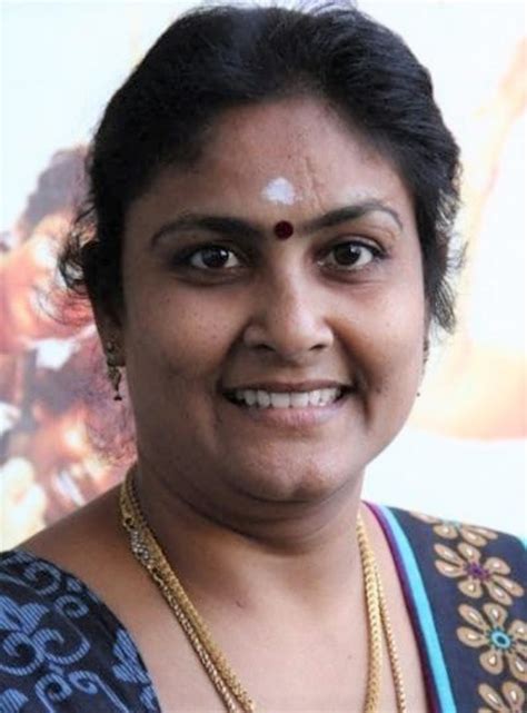 மினி ஆச்சி ஆன பருத்திவீரன் சுஜாதா விருமாண்டியில் கமல் இவரை எப்படி அறிமுகப்படுத்தினார்