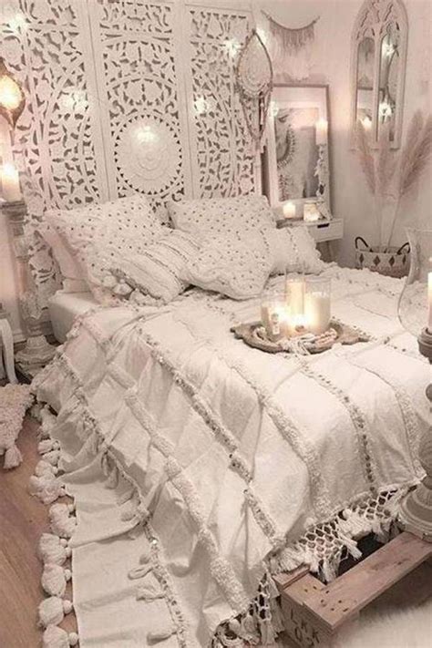 Bohemian Style Bedroom Decor