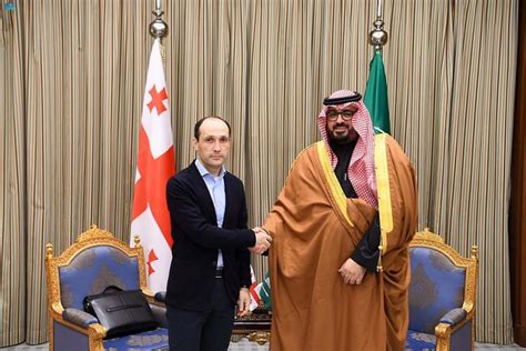 فيصل الإبراهيم يستعرض مع وزير الاقتصاد والتنمية المستدامة في جورجيا سبل