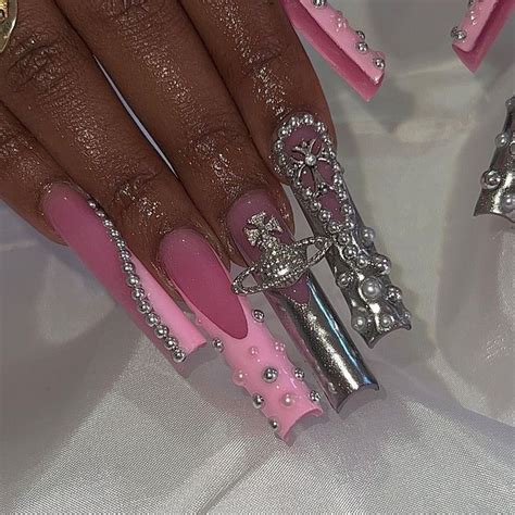 Pin By 𝖶𝗎𝗆𝗂 On N˟˚a˟˚i˟˚l˟˚s˟˚ Nails Design With Rhinestones Pink