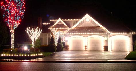 Holiday Decorating Creative Ways To Spruce Up Your Garage Door Giel