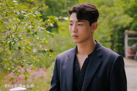 Temukan 110 Ide Aktor Kim Ji Sso Aktor Gong Yoo Lee Joon Dan Lainnya