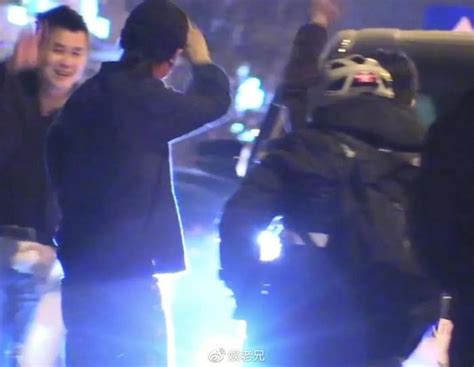 39岁白百合情场得意，二婚收获幸福！男方前妻被爆是张继科女友！白百合张思麟陈羽凡新浪新闻