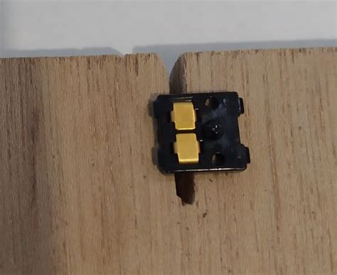 Repairing Microbee No3 Keyboard I Like 8 Bits