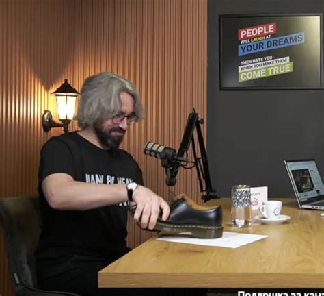 Апасиев повторно го соблече чевелот но сега кај Лазаров