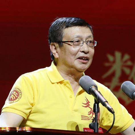 张益唐北大讲座本质上已证明零点猜想结果可改进 张益唐在北大作零点猜想报告 西格尔 素数 零点猜想成立吗数学家张益唐今天在线为北大