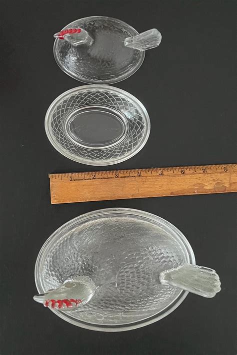Vintage Pressed Glass Nesting Hens Chicken Dishes Clear Glass With Red
