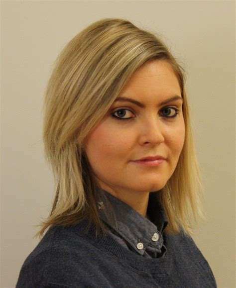 Jasmine Plows Medium