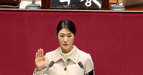 의원선서하는 김은희 의원