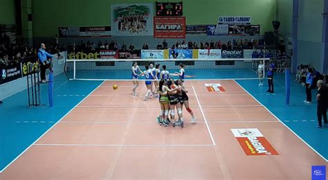 Втори ден на финалите по волейбол за девойки старша „Казанлък“ среща лидера в групата