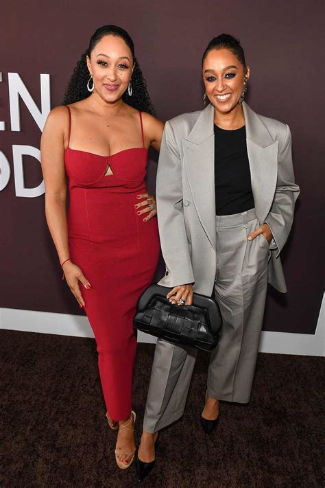 Tia Mowry Wishes She Was Still Close To Twin Tamera Mowry Us Weekly
