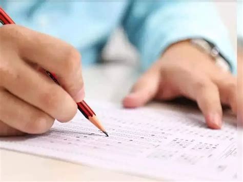 टल CLAT 2020 क परकष जन अब नई डट in 2020 Pen Pencil Display