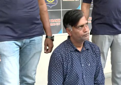 Gujarat Police Bring Fake Pmo Official Kiran Patel From Jandk To
