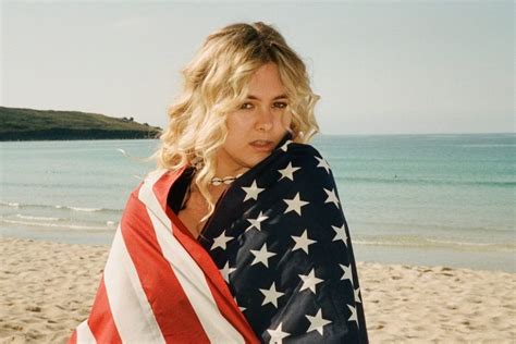 Cornwalls Bailey Tomkinson Aches With Raw Intimate And Impassioned