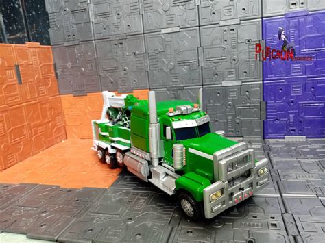 Transformers Tlk Leader Class Onslaught Custom By Puticron On Deviantart