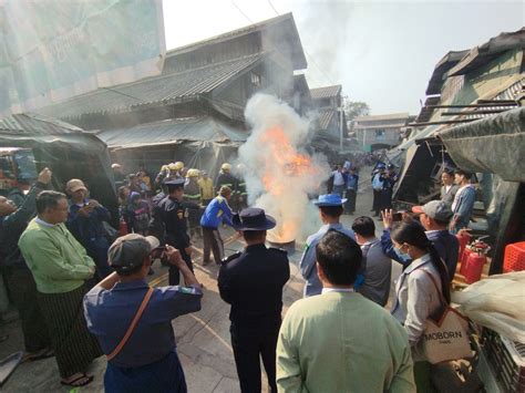 မြင်းခြံမြို့မစည်ပင်သာယာဈေးအတွင်း၌ မီးဘေးကြိုတင်ကာကွယ်ရေးဆောင်ရွက်ထားရှိမှု ကွင်းဆင်းစစ်ဆေးခြင်း
