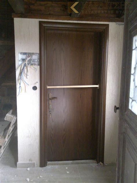 ΕΣΩΤΕΡΙΚΗ ΠΟΡΤΑ ΔΡΥΙΝΗ Επιπλα Καραϊτση κατασκευή επίπλων Έπιπλο κουζίνας Παιδικό δωμάτιο