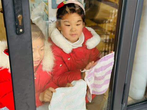 除尘辞旧、迎新纳福 ——德清县三合幼儿园开展除尘迎新活动