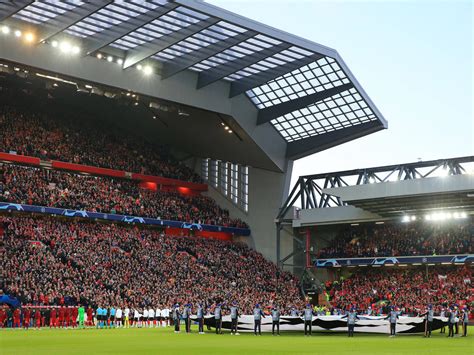 Champions League News Liverpool Trauert Um Verstorbenen Fan