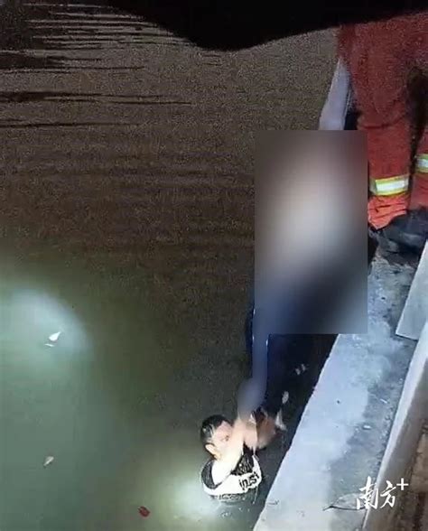 好样的！禅城警辅奋不顾身跳水勇救落水女子房产资讯房天下