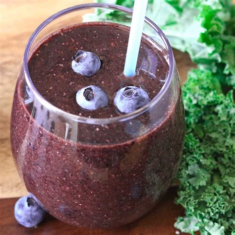 Blueberry Kale Smoothie
