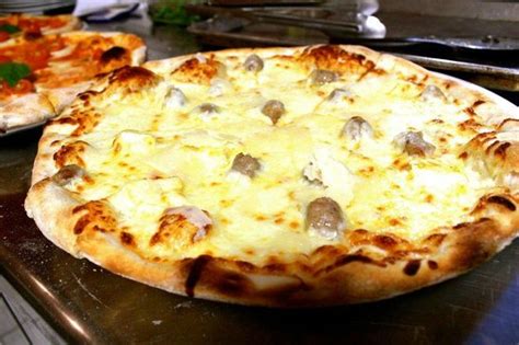 Pizzaandco Sxm Simpson Bay Restaurant Reviews Photos And Phone Number