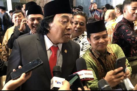 Tak Dapat Mobil Dinas Lexus Komeng Pakai Jeep Sendiri Untuk Aktivitas