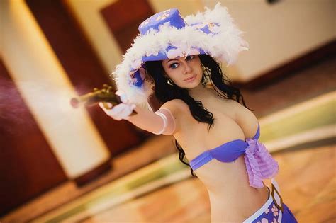 15th Anniversary Nico Robin Cosplay