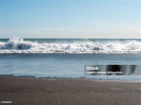 칼라크티르스키 해변에서 푸른 하늘을 배경으로 태평양을 조망하실 수 있습니다 캄차카 반도 러시아 0명에 대한 스톡 사진 및 기타 이미지 Istock