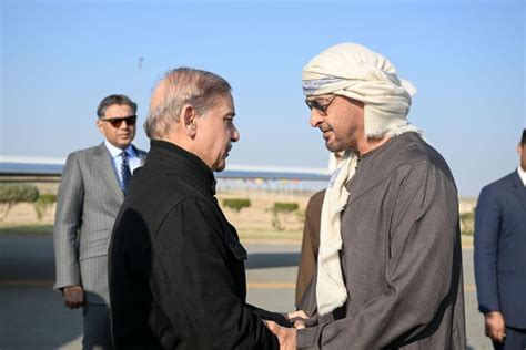 محمد بن زايد ورئيس وزراء باكستان يبحثان التعاون صحيفة الخليج