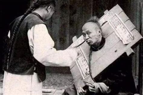 古代为什么不把犯人直接关押进监狱，而是耗费人力流放千里之外犯人千里监狱新浪新闻