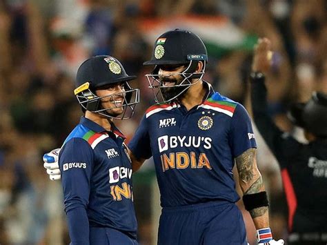 Ind Vs Eng 2nd T20i Virat Kohli Ishan Kishan Help India To Series