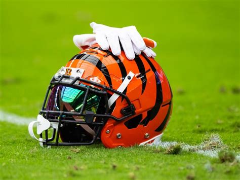 Former Nfl Gm Encourages Cincinnati Bengals To Add Pro Bowl Receiver