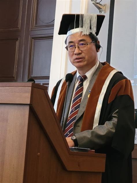 신은철 인천대 교수 러시아 상트페테르부르크주립대 명예박사