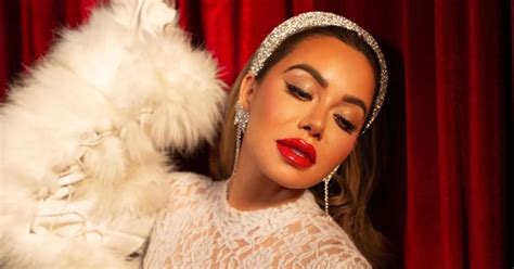 Chiquis Rivera Presume Cinturita De Infarto En Entallado Jumpsuit