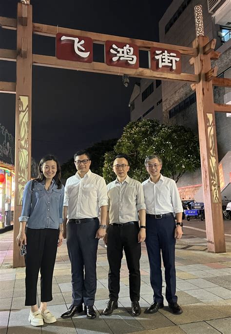 邓炳强游佛山飞鸿街品尝无影脚盲公丸，称当地旅游配套有特色腾讯新闻