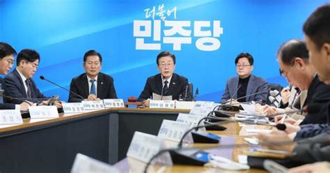 민주 경선 여론조사서 공정성 논란 리서치디엔에이 배제