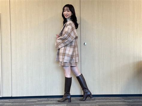 大人ガーリーなミニスカート♡『めざましテレビ』お天気キャスター林佑香さんの毎日コーデ【11月27日分】 Semi Formal