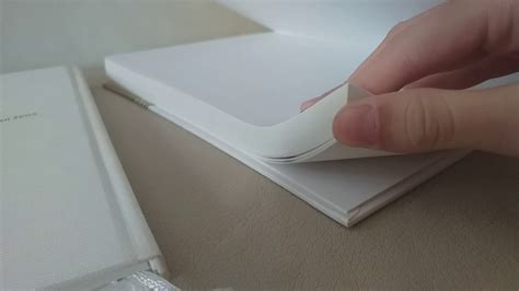 Asmr Books Scratching And Tapping📘📖📃 Youtube