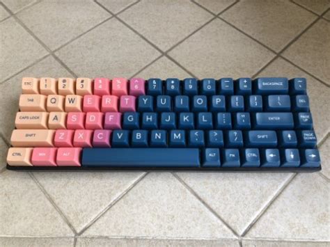 Uses This Laura Michet