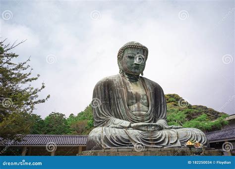镰仓大佛， 库存照片 图片 包括有 转换 经纪 极大 雕象 世纪 佛教 大量 182250034