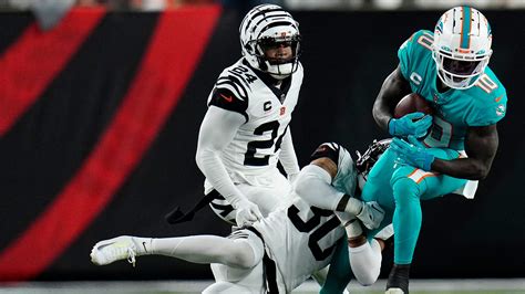 Tyreek Hill On Miami Dolphins Quarterback Tua Tagovailoa Concussion