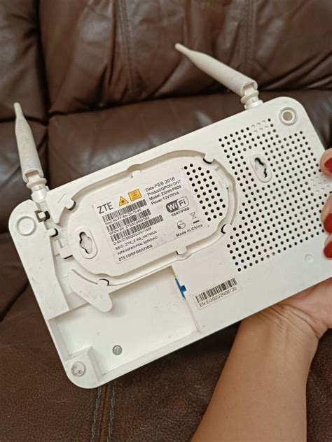 Zte Gpon Ont Zxhn F609 Wireless Modem Router Elektronik Komputer Lainnya Di Carousell
