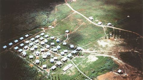 Massacre De Jonestown Jim Jones E A Seita Que Custou Mais De 900 Vidas